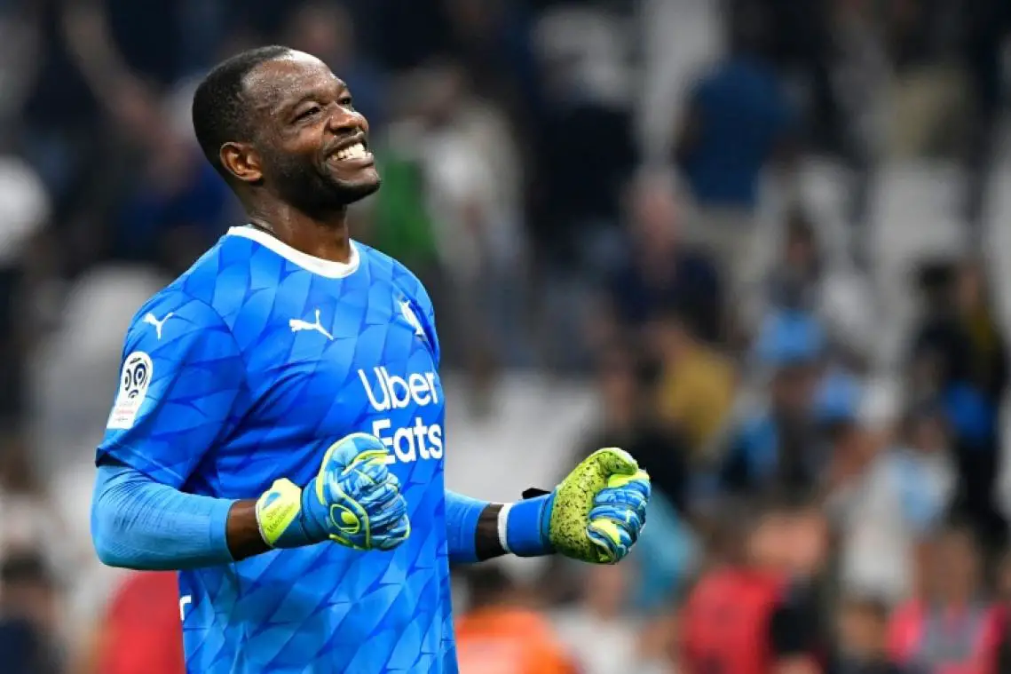 OM : Mandanda titulaire avec les Bleus, Eyraud se réjouit comme il peut ...