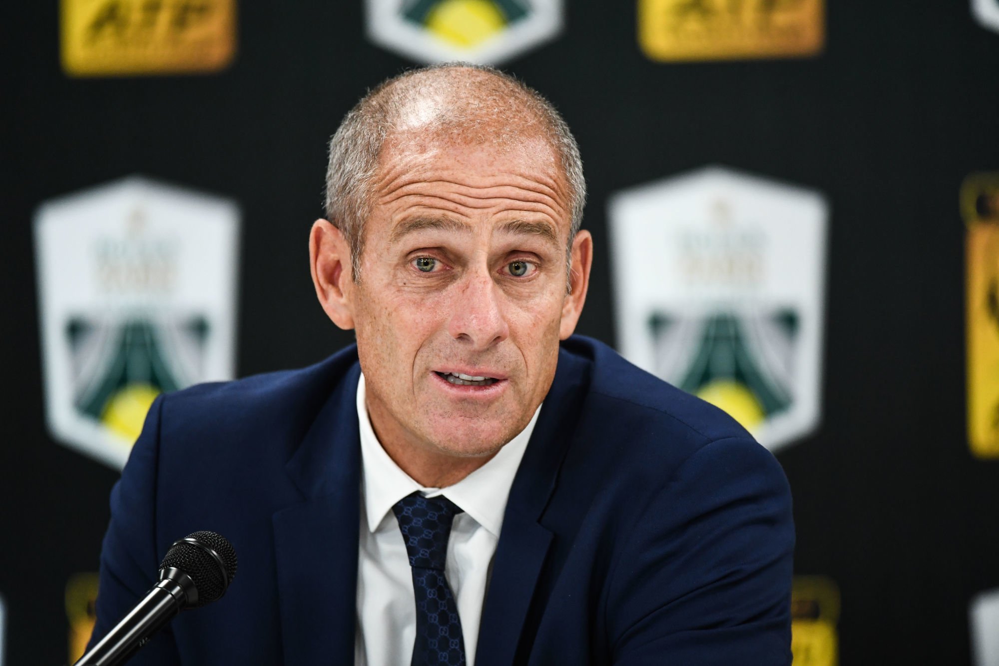 Guy Forget règle ses comptes avec la FFT et son président Gilles ...