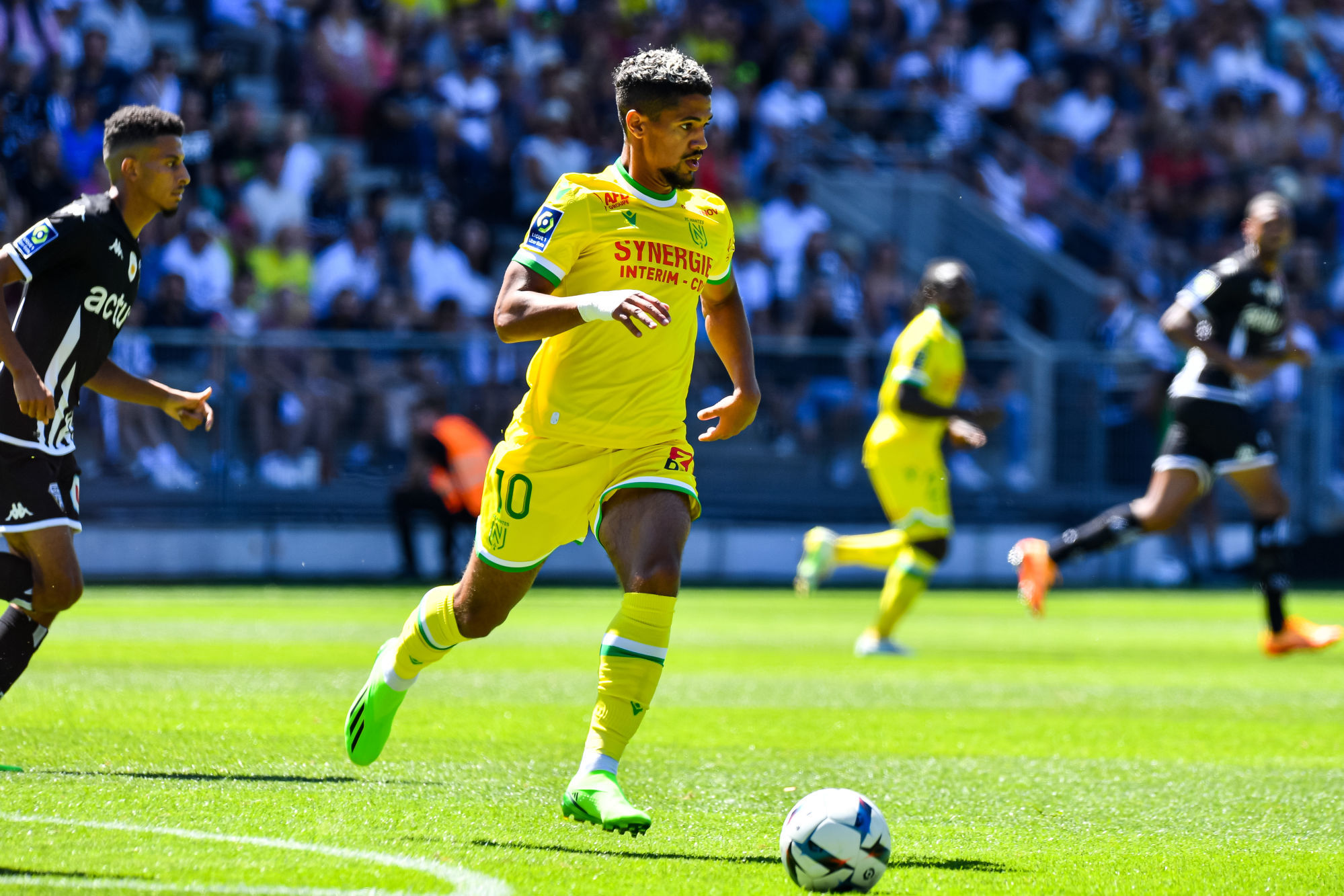Nantes - LOSC : les compositions officielles avec Blas et Mostafa ...