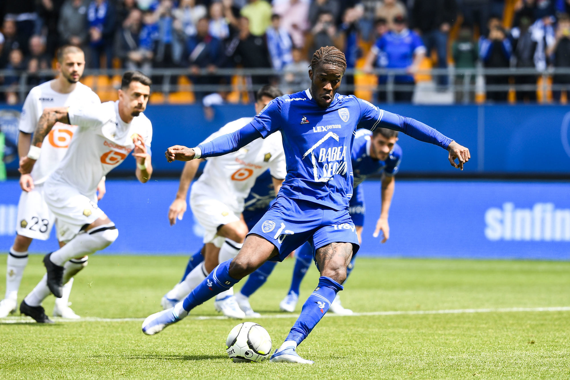 ESTAC : Troyes tient son nouveau numéro 9 ! (off.) – Sport.fr