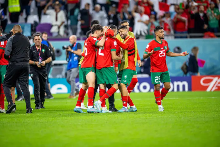 CDM 2022 : Le roi Mohamed VI sort dans la rue pour célébrer la victoire du Maroc - Sport.fr