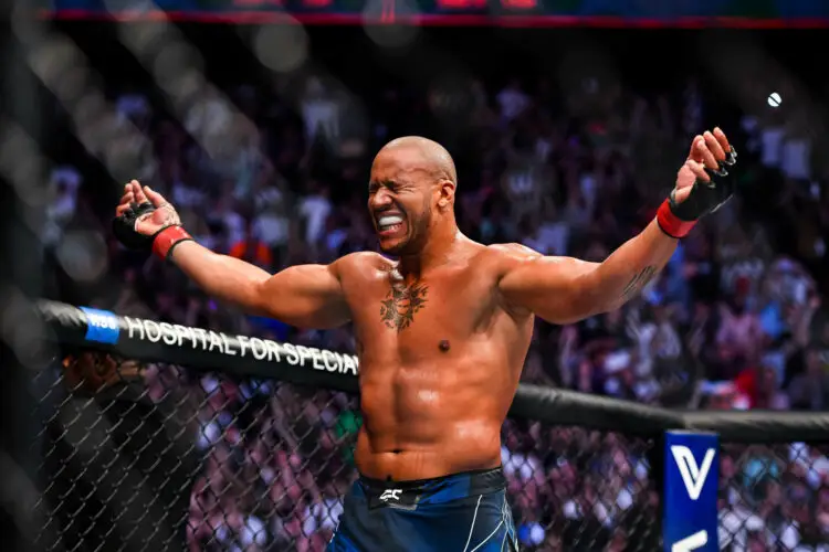 Cyril Gane : "C'est sans aucun doute le plus gros combat de ma carrière ...