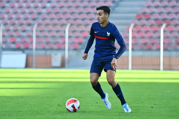 OM : Enzo Sternal, le nouveau minot qui monte en puissance - Sport.fr