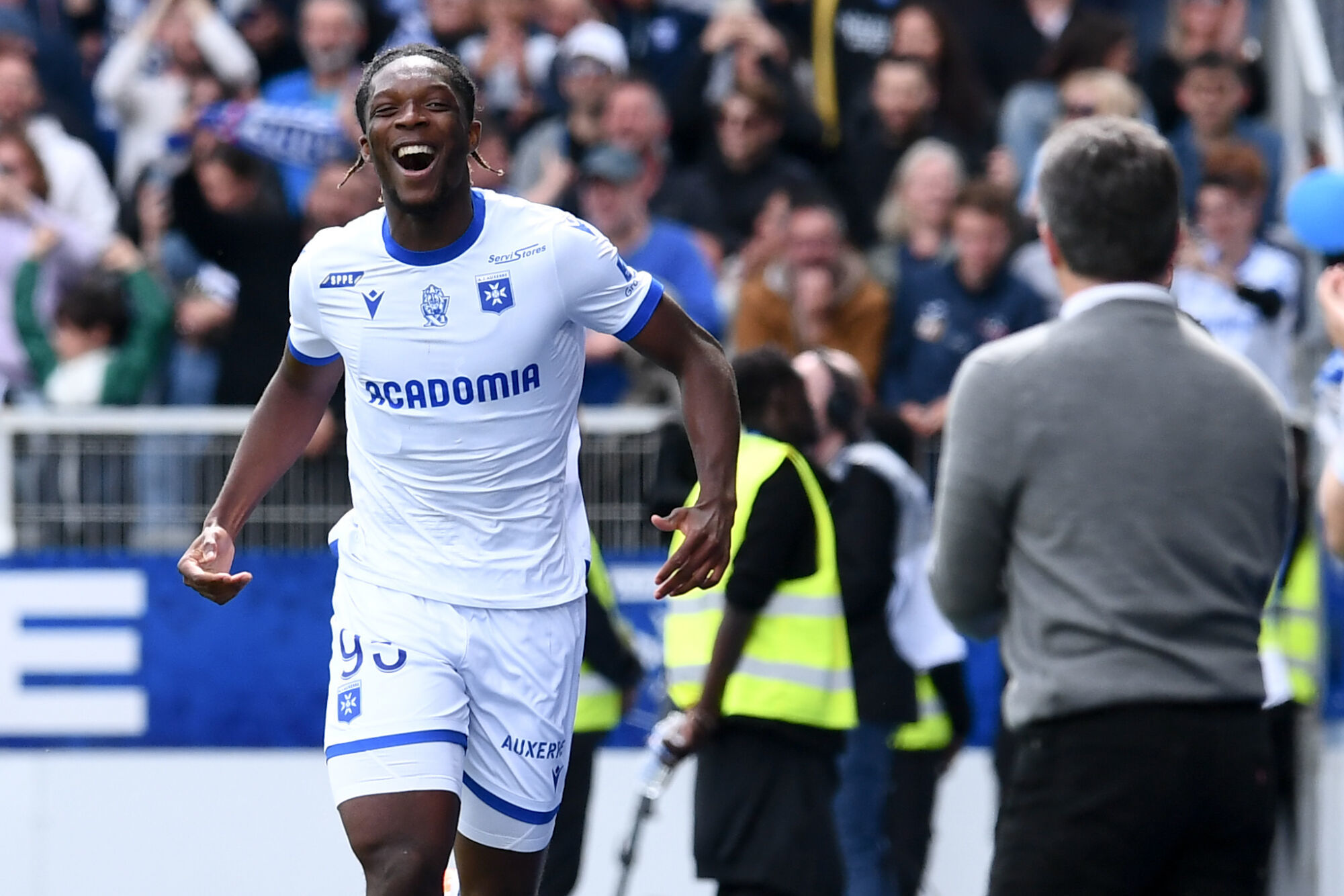 OM : Une étonnante décision concernant Isaak Touré - Sport.fr