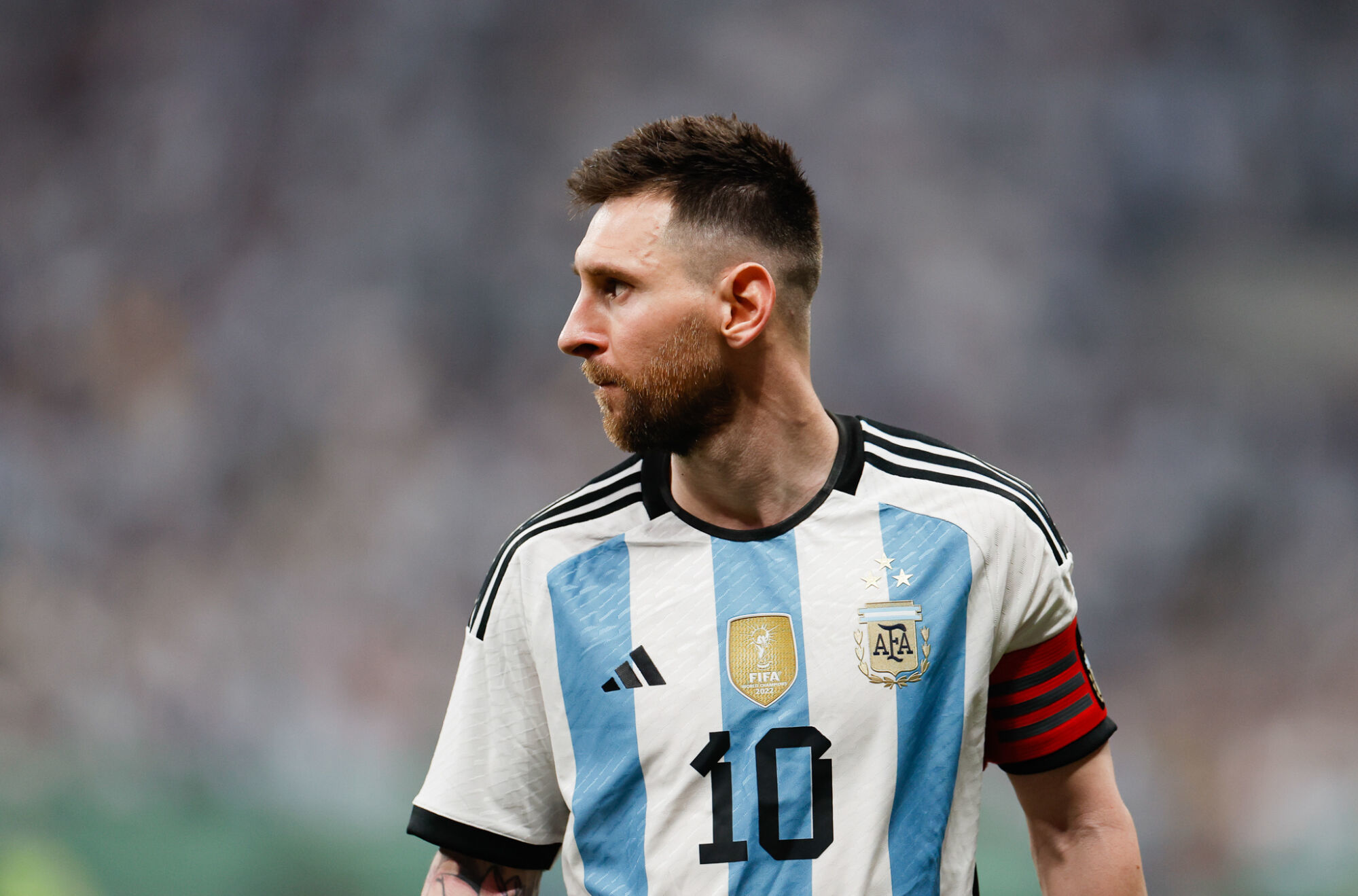 Il refuse la sélection argentine pour ne pas jouer avec Messi : Il refuse la sélection argentine pour ne pas jouer avec Messi :