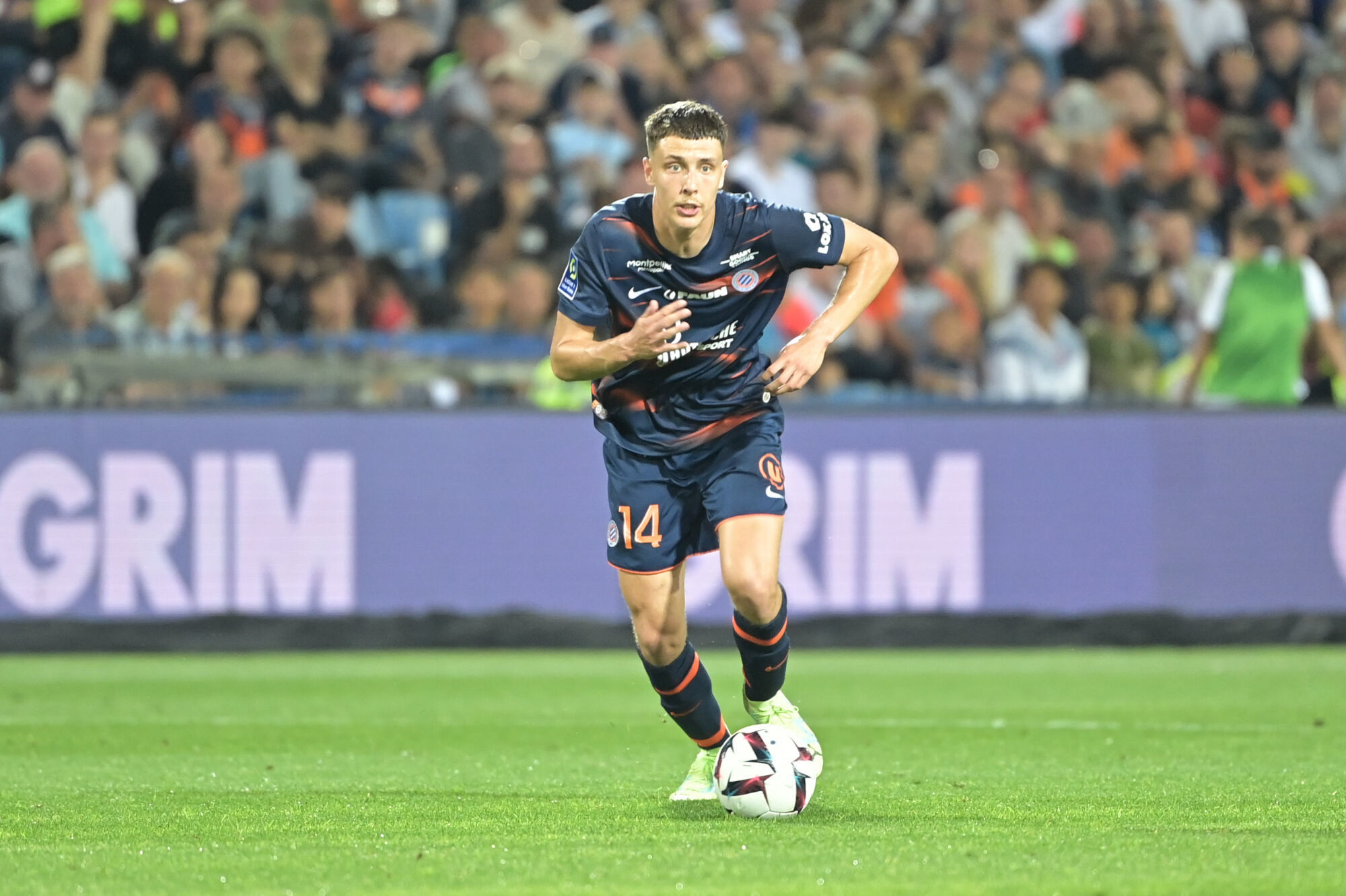 Burnley fait venir Maxime Estève en provenance du Montpellier HSC (off ...