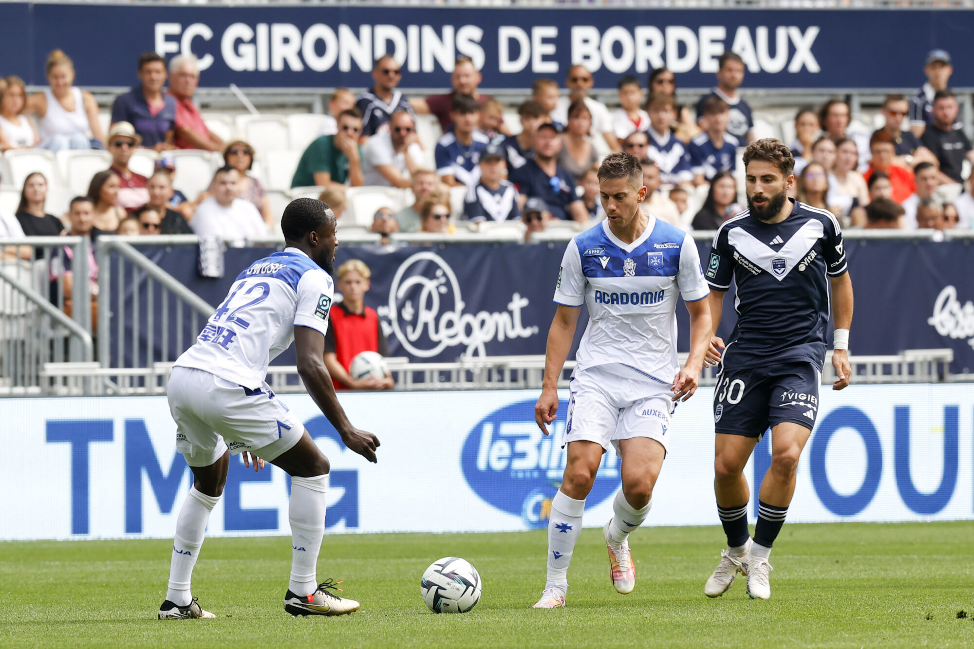 L'AJ Auxerre réalise la belle opération contre Angers - Sport.fr