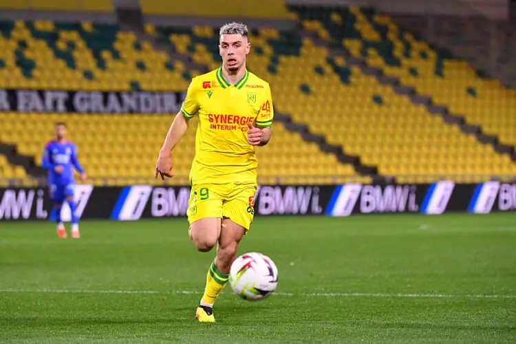 FC Nantes : Matthis Abline déjà adopté par les Canaris - Sport.fr