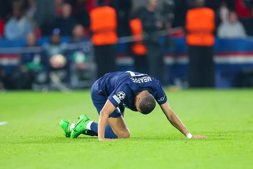 PSG : Kylian Mbappé partage un barbecue avec les supporters du CUP ...