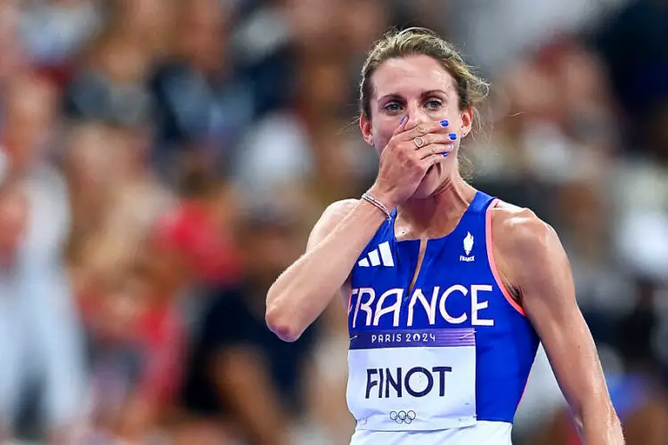 JO 2024 : Alice Finot se met à genoux pour une demande en mariage, mais ...