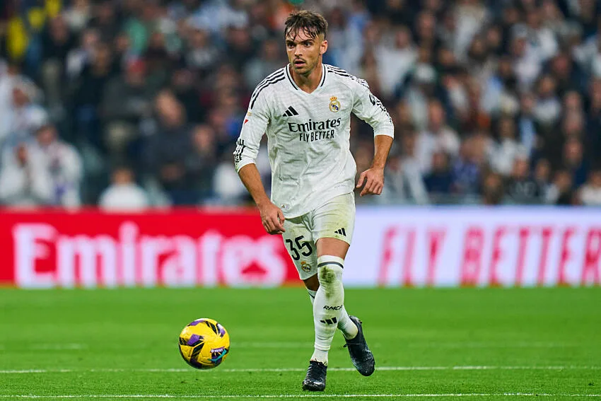 Le Real Madrid a un projet inédit pour la défense ! - Sport.fr